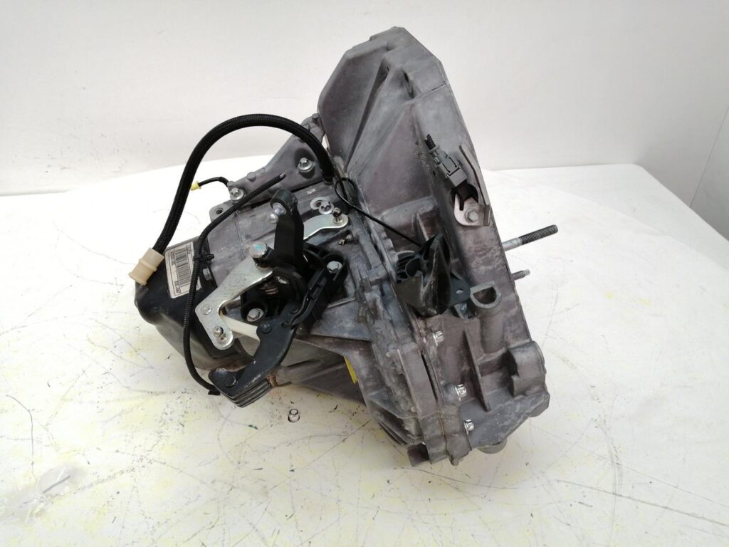 CAIXA DE VELOCIDAD RENAULT CLIO IV 2013 | JR5332 – AJJM group